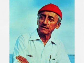 Jacques-Yves Cousteau (En.) biography, birth date, birth place and pictures